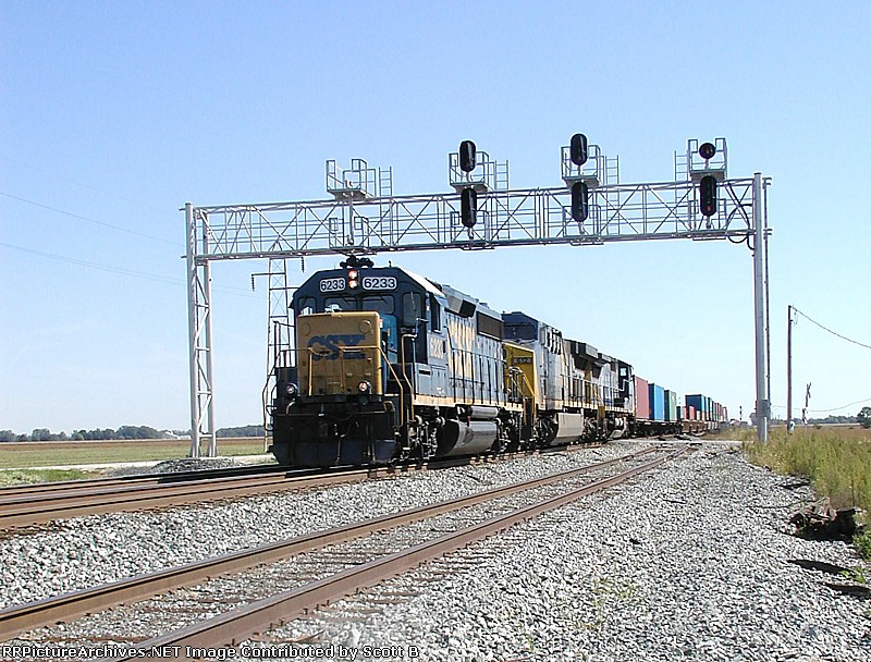 CSX 6233 Q113 12,000 feet long